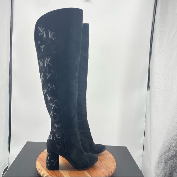 Kenneth Cole New York | Shoes | Kenneth Cole Ny Suede Claire Boots Size ...
